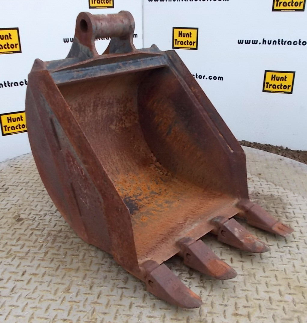 Attachment Zone - Used 18" Bradco 500 Series Pin-On Backhoe Bucket For Sale