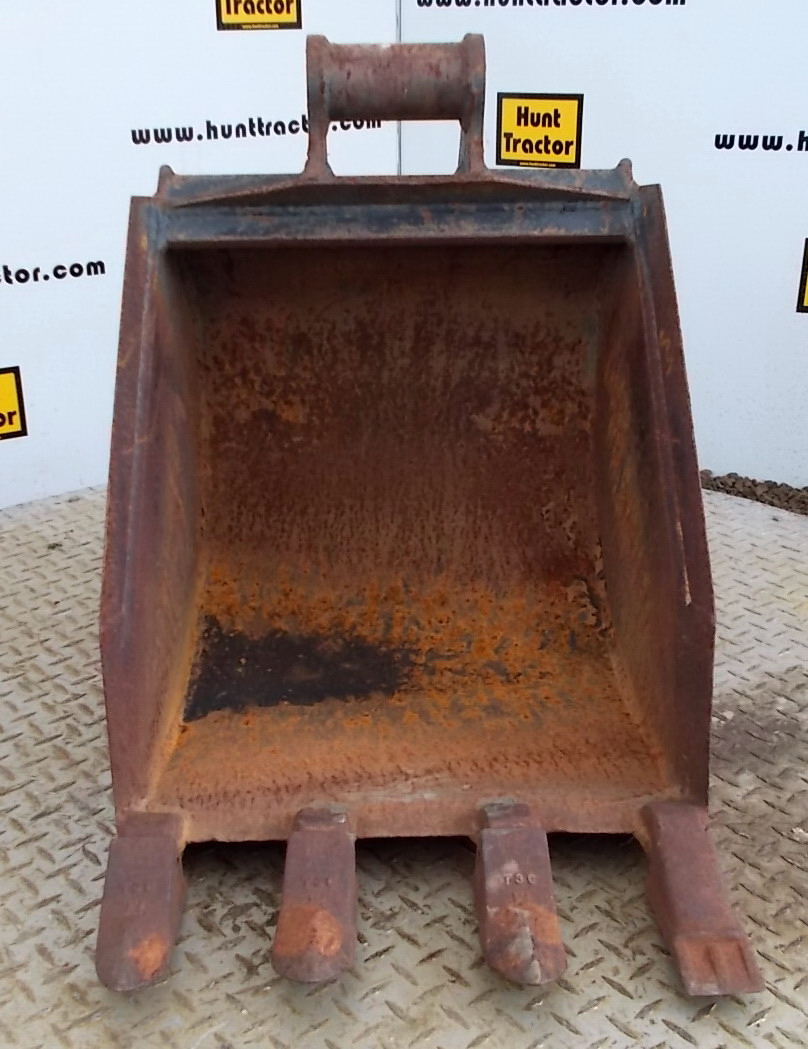 Attachment Zone - Used 18" Bradco 500 Series Pin-On Backhoe Bucket For Sale