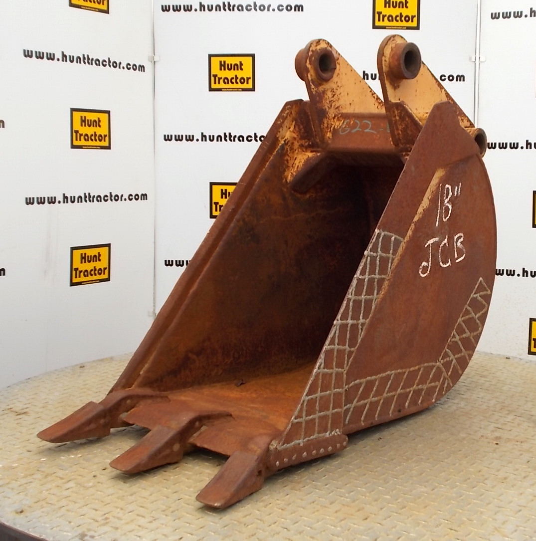 Attachment Zone - Used 18" JCB 215 Pin-On Backhoe Bucket For Sale