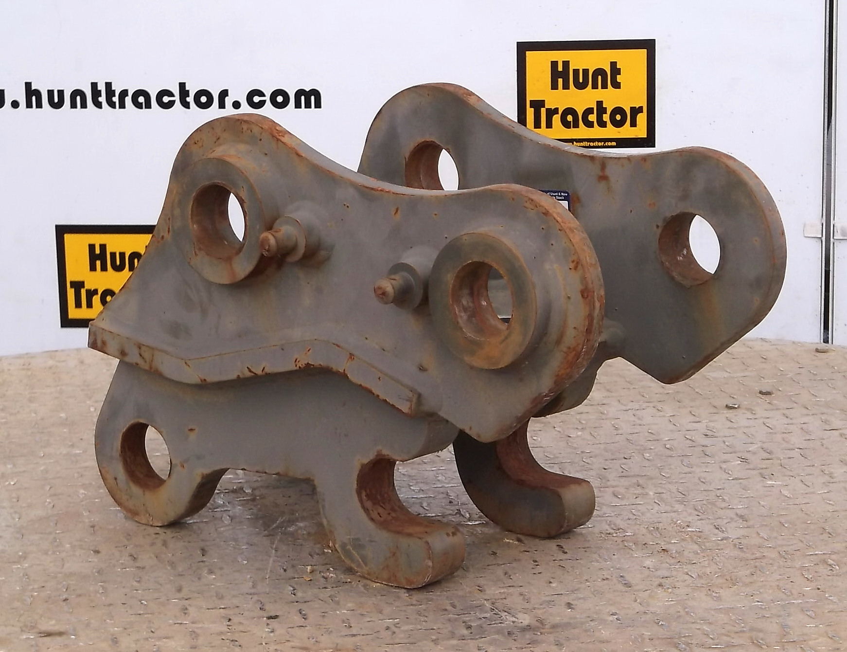 Attachment Zone - New Gehl GE502 Manual Pin-Grabber Quick Change For Sale