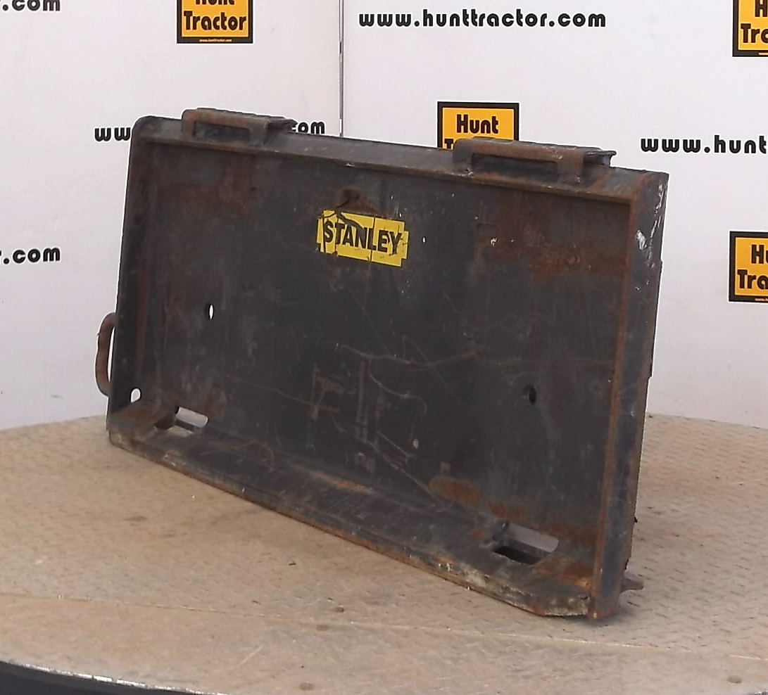 Attachment Zone - Used Universal Skid Steer to Bobcat X-Change Adapter ...