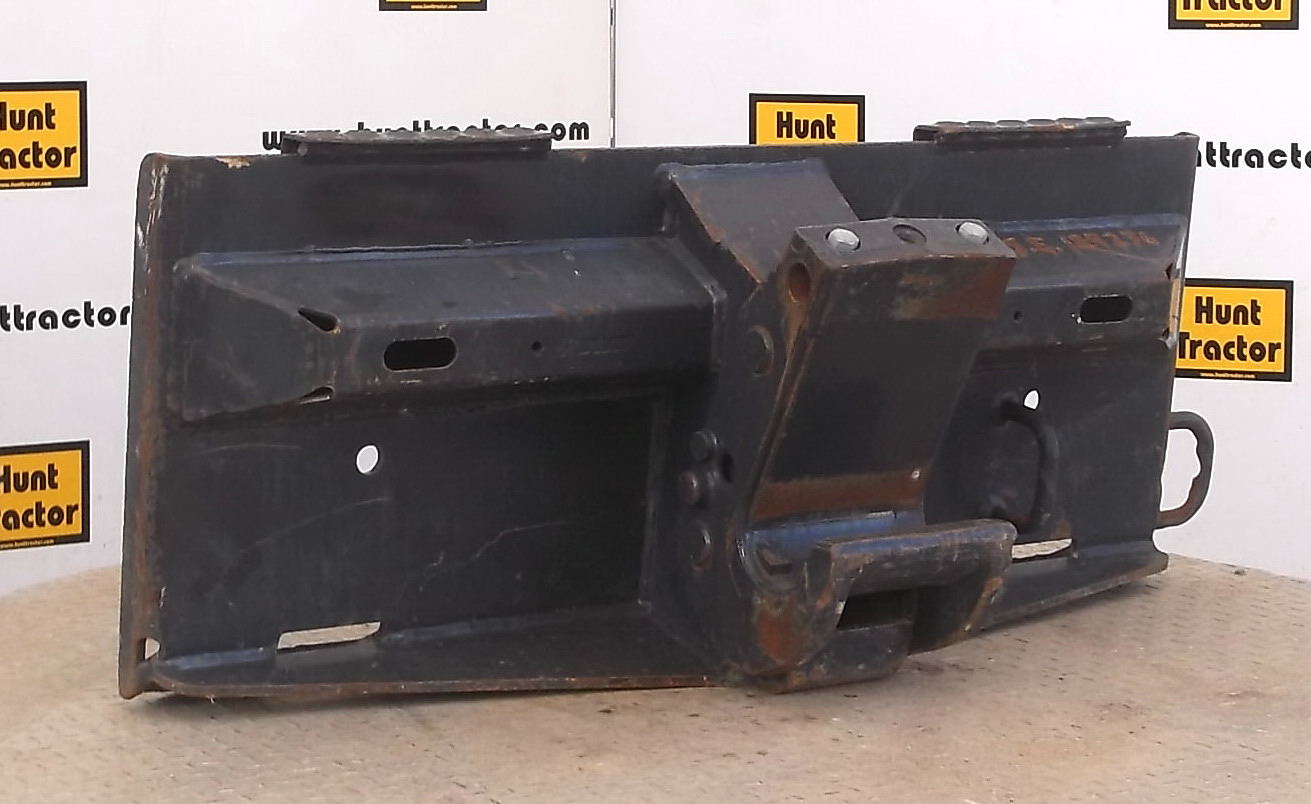 Attachment Zone - Used Universal Skid Steer to Bobcat X-Change Adapter ...