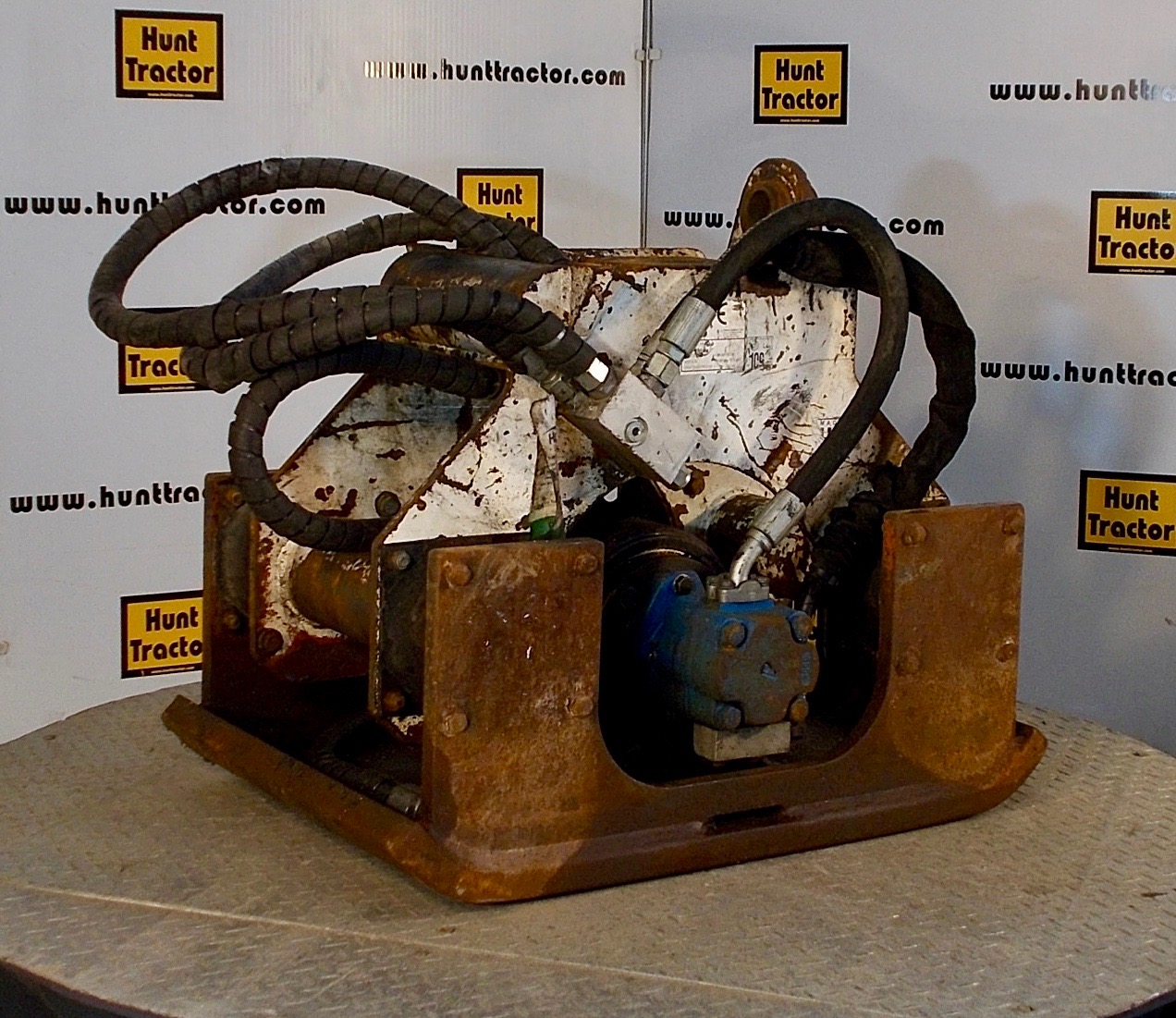 Attachment Zone - Used Stanley HS6000 Hydraulic Vibratory Plate ...