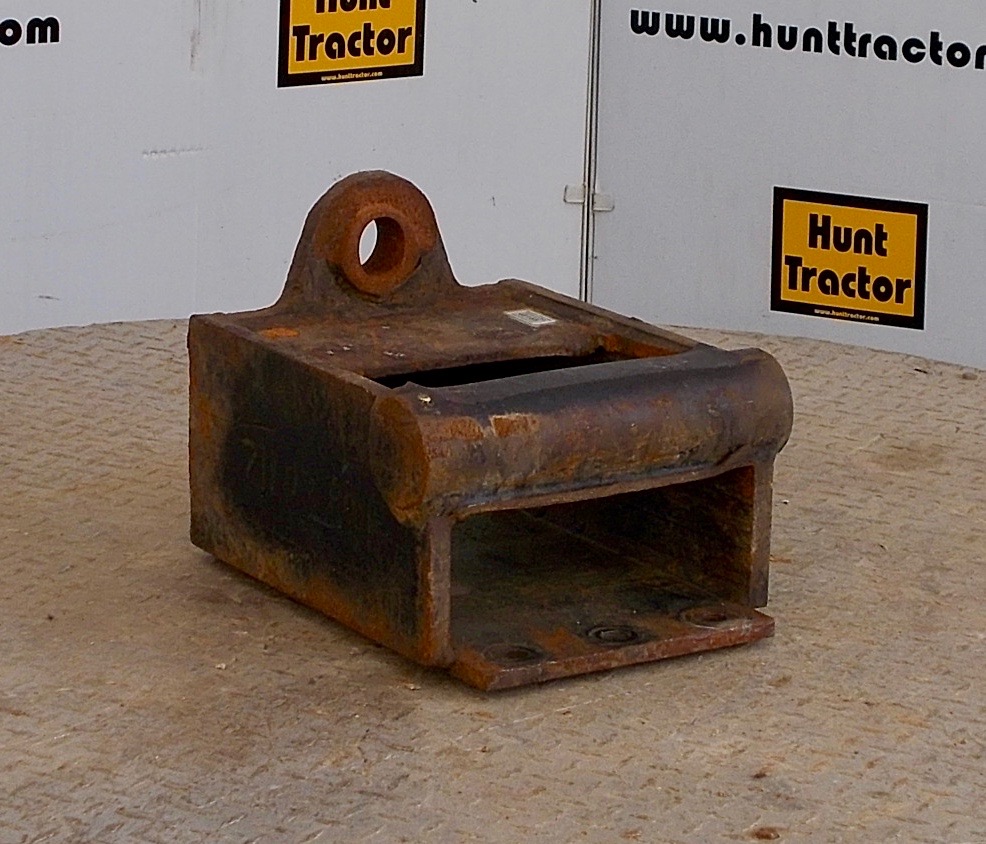 Attachment Zone - Used 1/8 Yd Wain-Roy® Style Adapter Plate For Sale