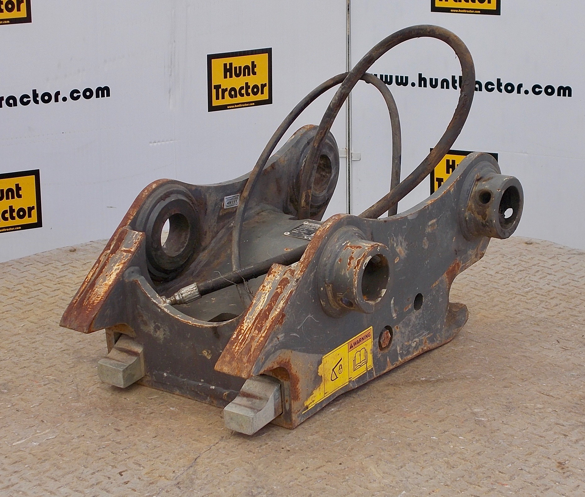 Attachment Zone - Used Hydraulic Pin-Grabber Quick Change For Sale