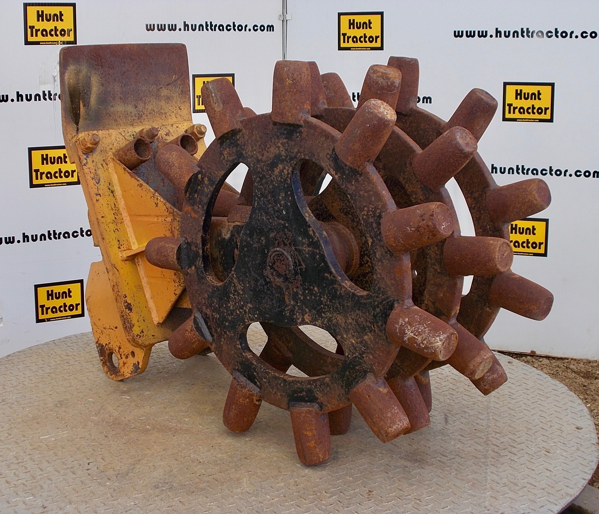 Attachment Zone - Used 17" Case 580 Super L Pin-On Compaction Wheel For ...