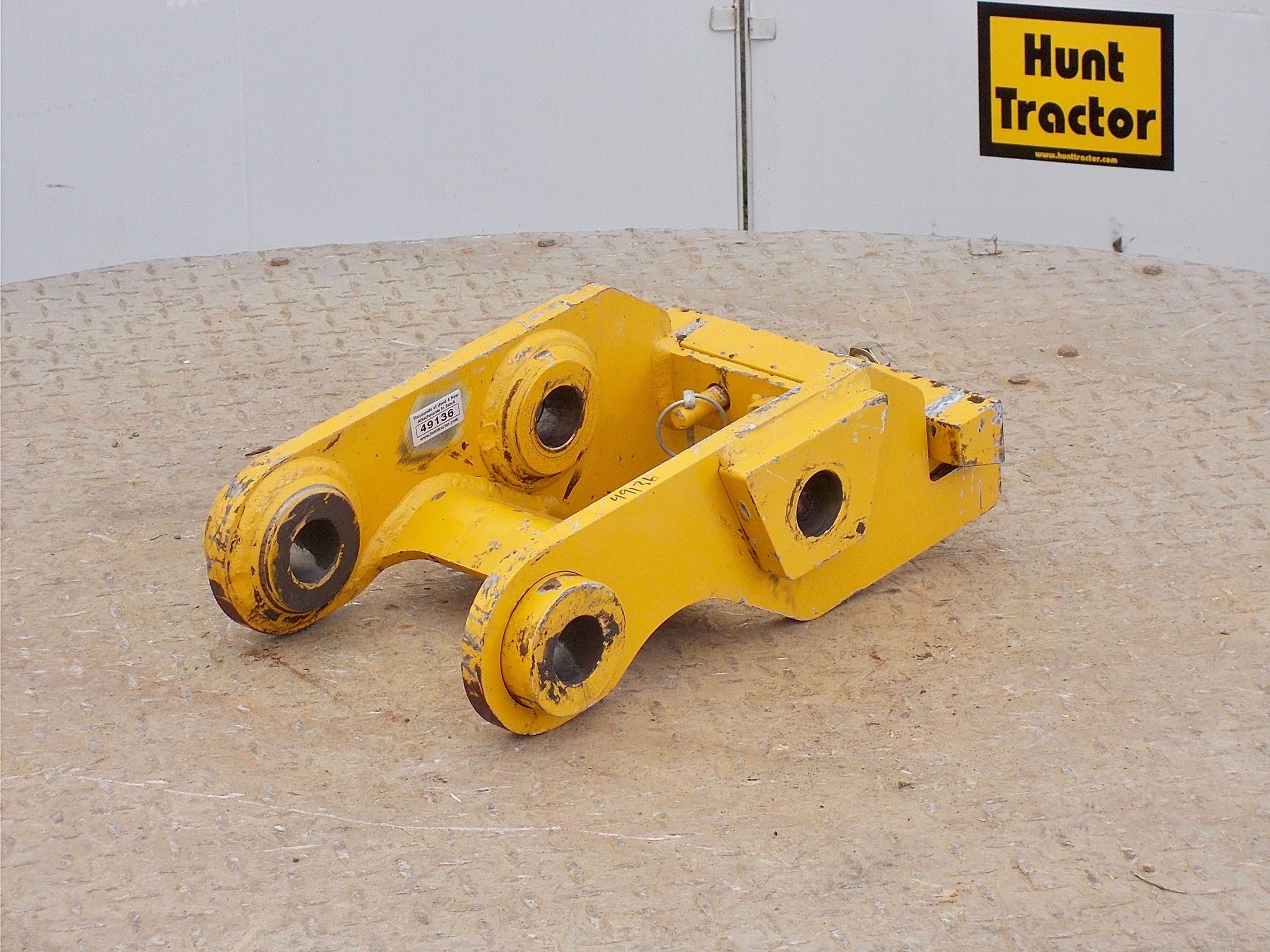 Attachment Zone - Used John Deere 35D Manual Wedge Quick Change For Sale