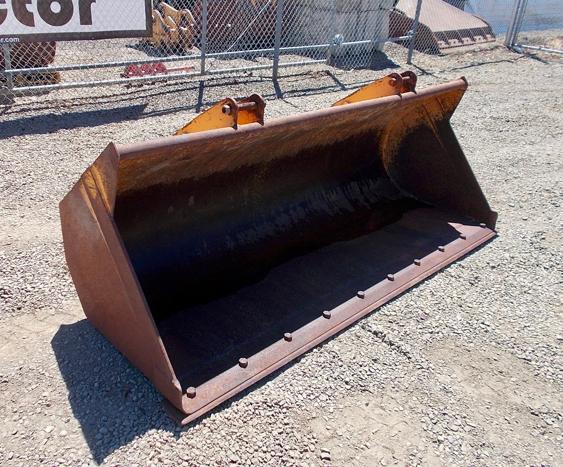 Attachment Zone - Used 83" Case 580L Pin-On General Purpose Loader ...