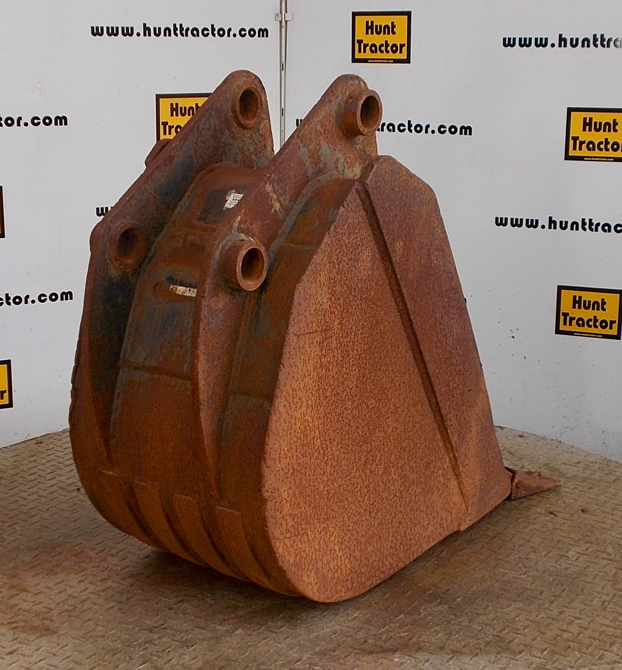 Attachment Zone - Used 18" Pin-On Backhoe Bucket For Sale