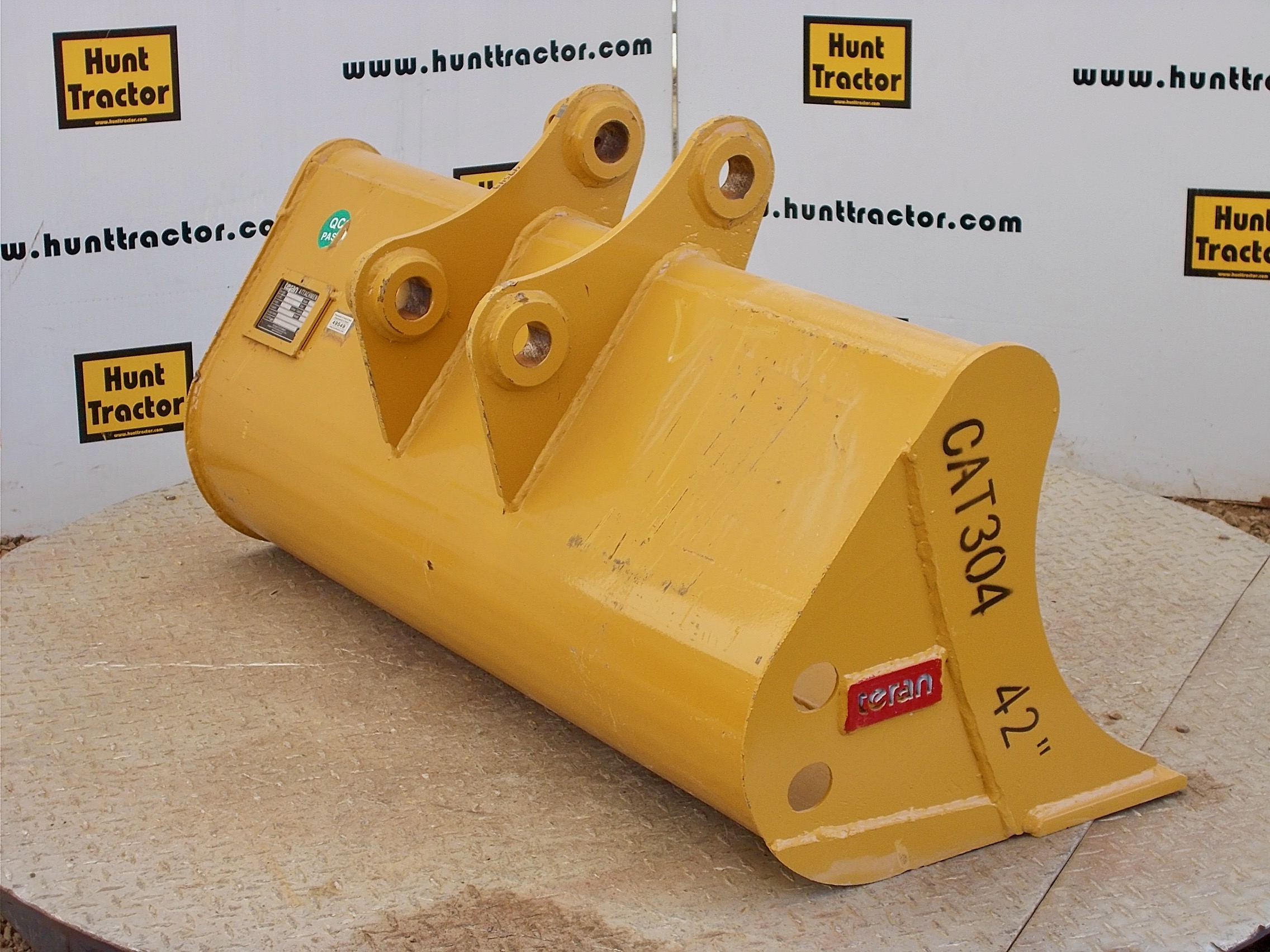 Attachment Zone - New 43" Caterpillar 304.5 Pin-On Mini-Excavator ...