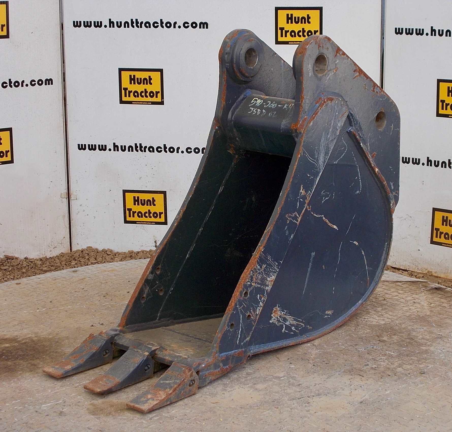 Attachment Zone - New 12" Pin-On Mini-Excavator Bucket For Sale