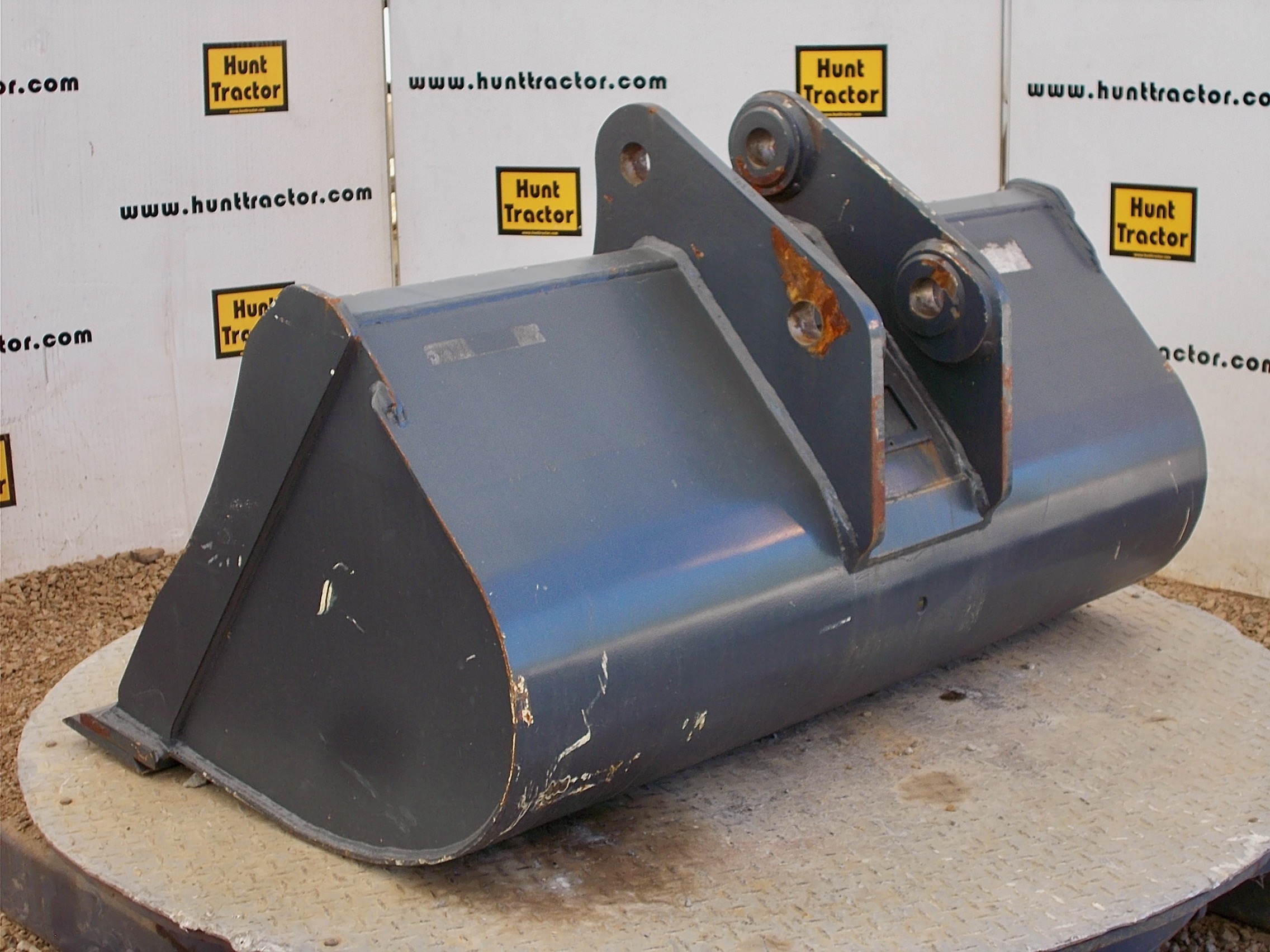 Attachment Zone - New 48" Pin-On Mini-Excavator Bucket For Sale