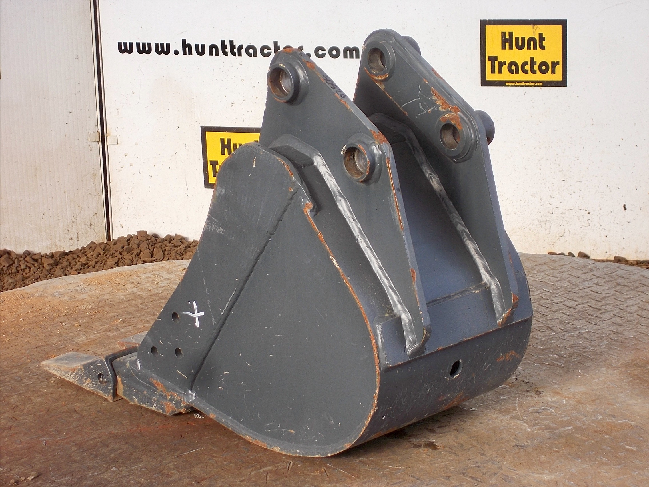 Attachment Zone - New 12" Pin-On Mini-Excavator Bucket For Sale