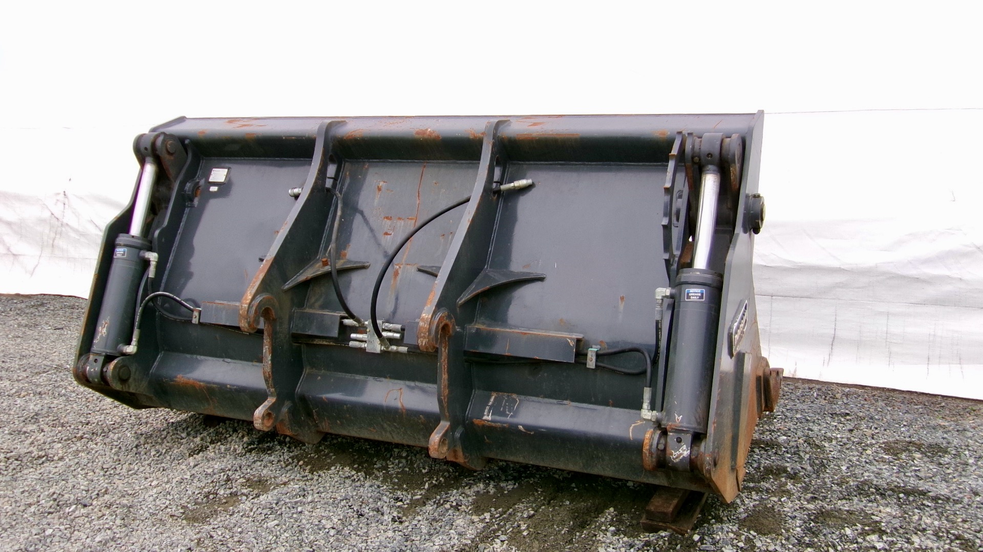 Attachment Zone - Used 111" JRB 416 Quick Change 4-1 Loader Bucket For Sale